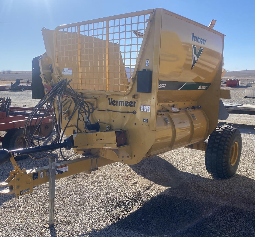 SOLD - 2016 Vermeer BPX9000 Hay and Forage Bale Processors | Tractor Zoom