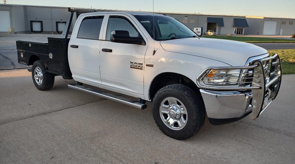 SOLD - 2018 Dodge Ram 2500 Other Equipment Vehicles | Tractor Zoom