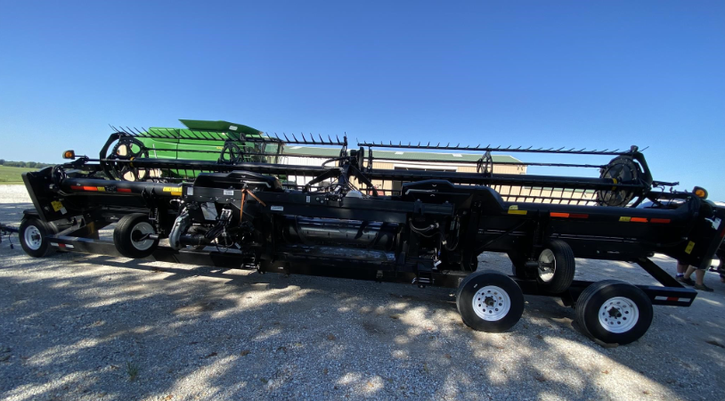 2018 MacDon FD75 Harvesting Headers - Platform for Sale | Tractor Zoom