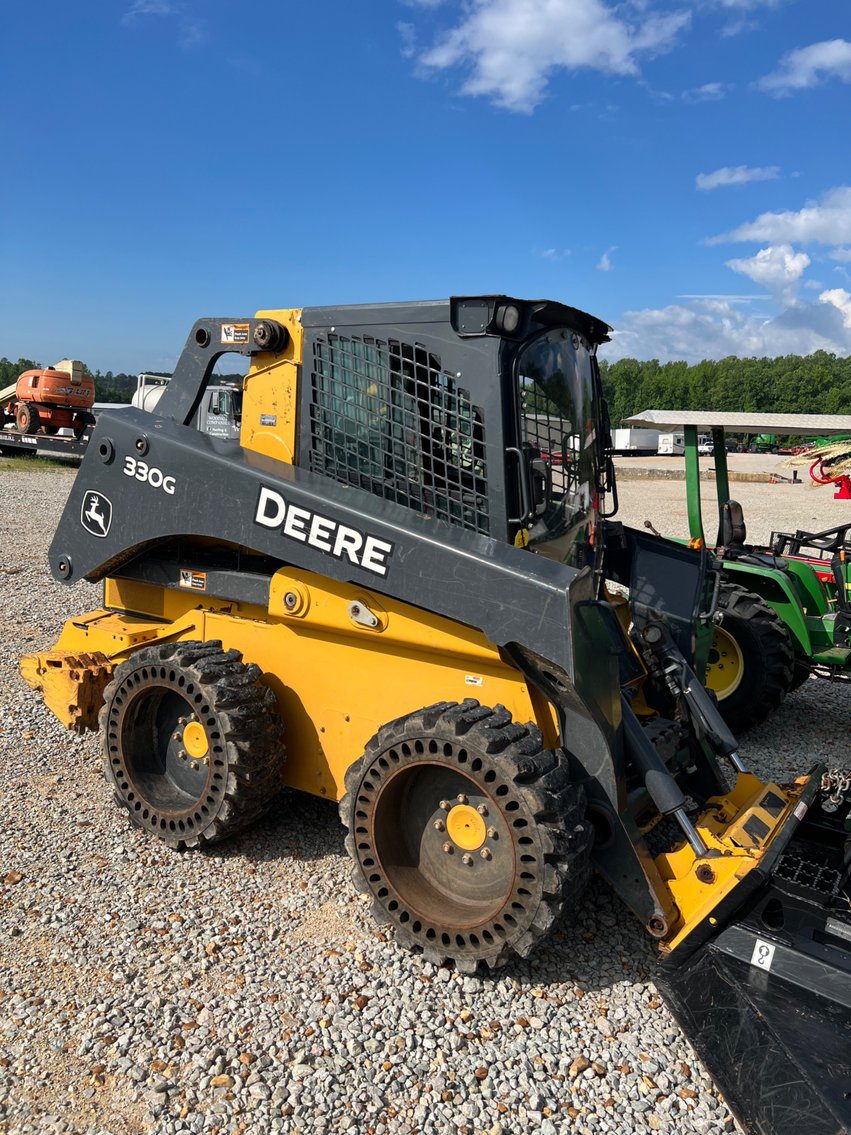2019 John Deere 330G Construction Skid Steers for Sale | Tractor Zoom