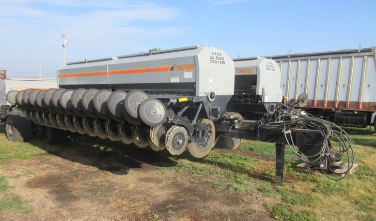 SOLD - 2020 CrustBuster 4750 Planting Grain Drills | Tractor Zoom