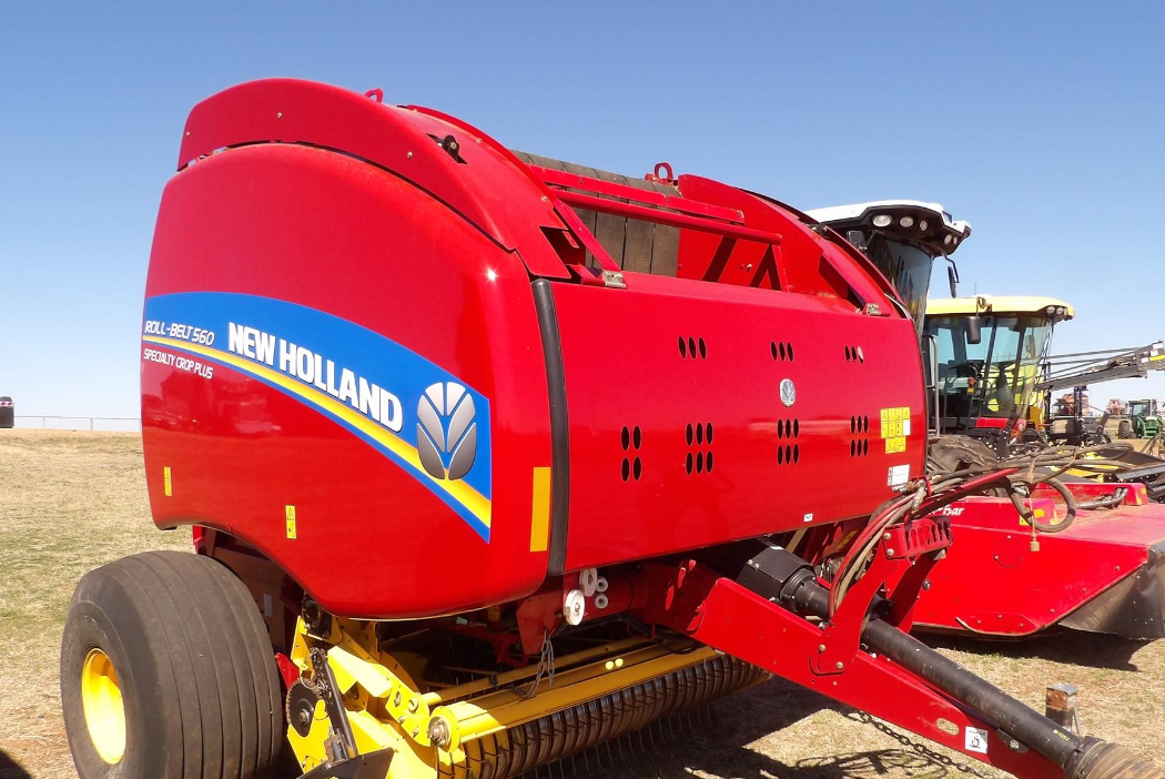 SOLD - 2020 New Holland RB560 Hay and Forage Balers - Round | Tractor Zoom