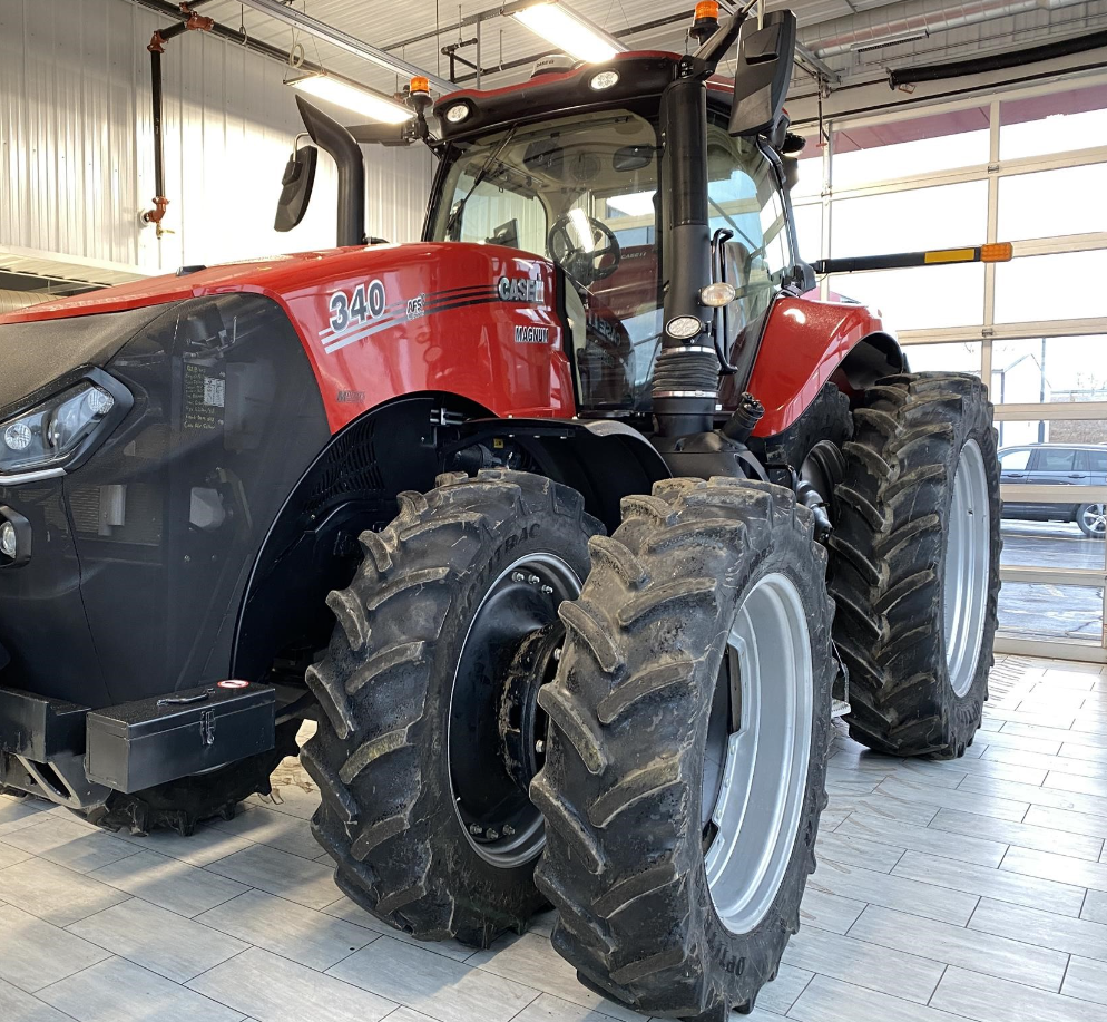 SOLD - 2022 Case IH Magnum 340 AFS Connect Tractors 300 to 424 HP | Tractor Zoom