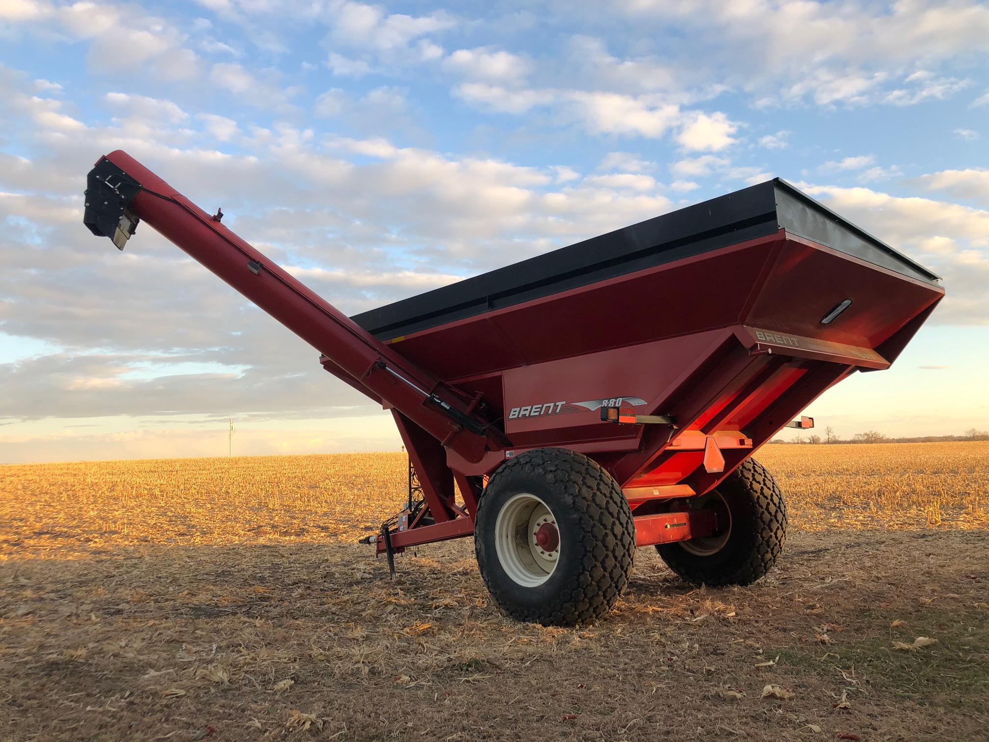 2005 Brent 880 Harvesting Grain Carts for Sale | Tractor Zoom