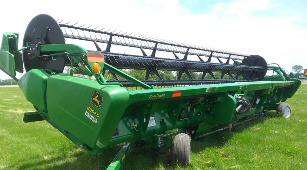 2013 John Deere 635 Harvesting Headers - Platform for Sale | Tractor Zoom