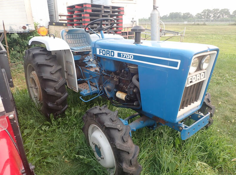 SOLD - Ford 1700 Tractors Less than 40 HP | Tractor Zoom