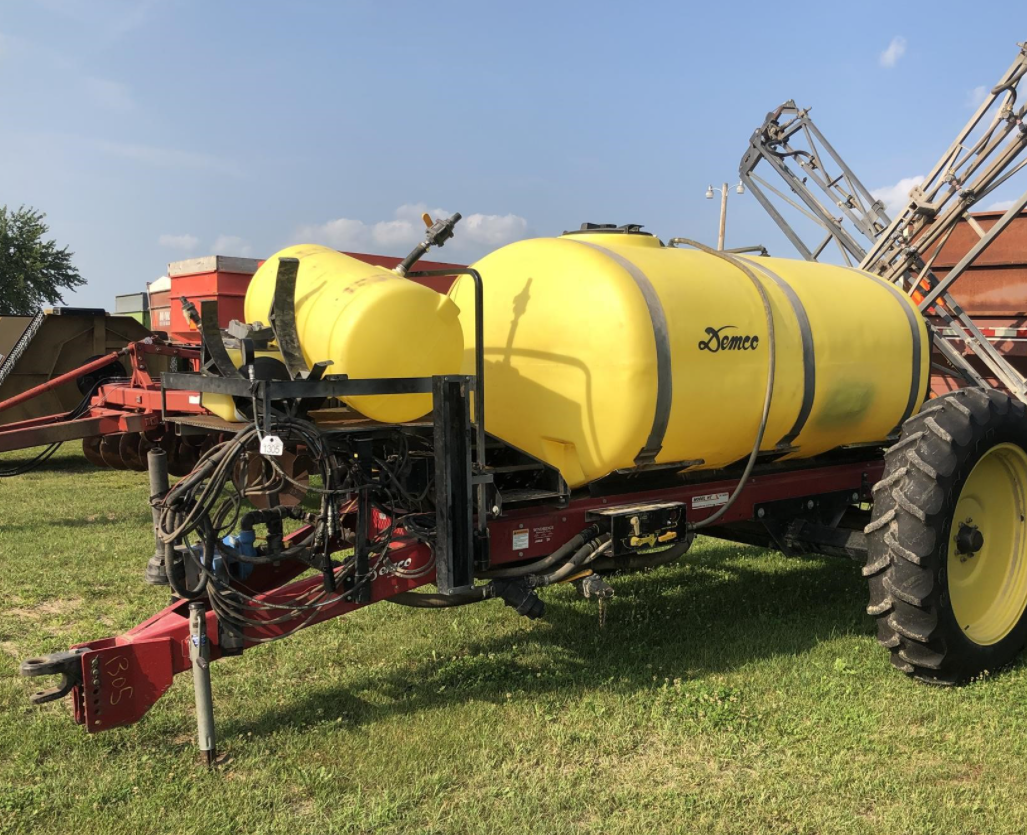 Demco HTH1000 Chemical Applicators Sprayers - Pull Type for Sale ...