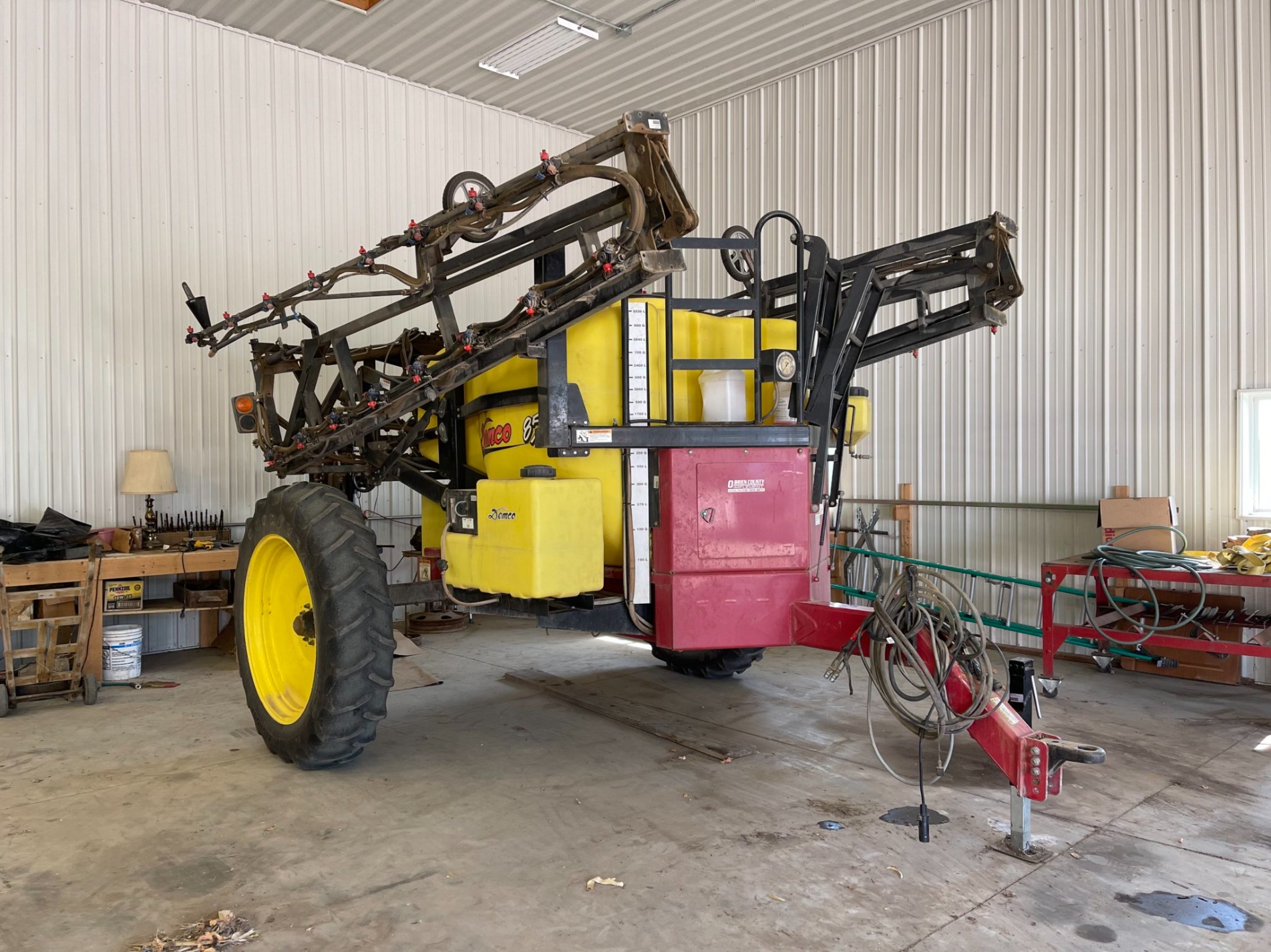 SOLD - Demco 850 Chemical Applicators Sprayers - Pull Type | Tractor Zoom
