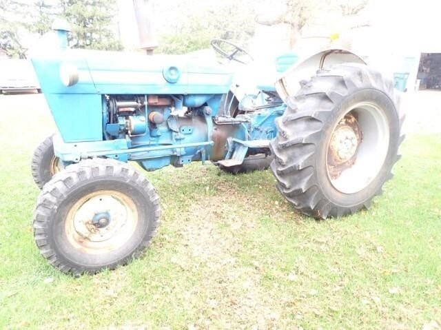 SOLD - Ford 4000 Tractors 40 to 99 HP | Tractor Zoom