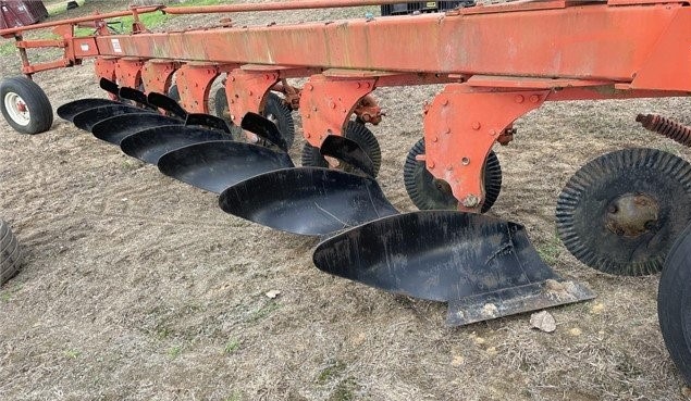SOLD - J.I. Case 300-B Tillage Plows | Tractor Zoom