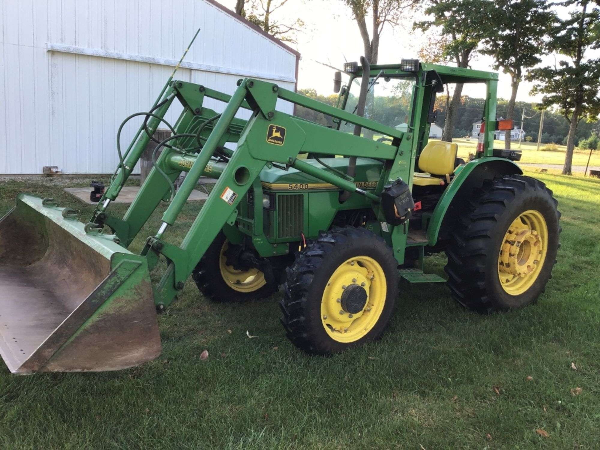 SOLD - John Deere 5400 Tractors 40 to 99 HP | Tractor Zoom