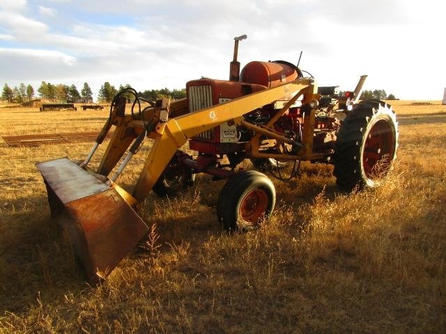 International Harvester 656 Tractors 40 to 99 HP for Sale | Tractor Zoom