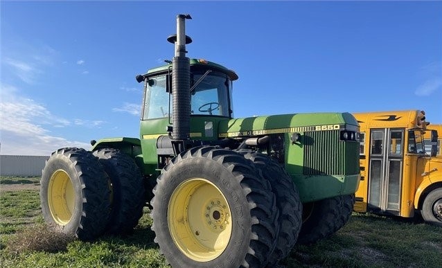 1984 John Deere 8650 Tractors 175 to 299 HP for Sale | Tractor Zoom