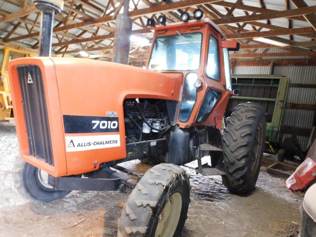 SOLD - Allis Chalmers 7010 Tractors 100 to 174 HP | Tractor Zoom