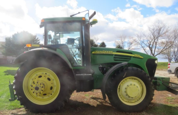 SOLD - 2003 John Deere 7920 Tractors 175 to 299 HP | Tractor Zoom