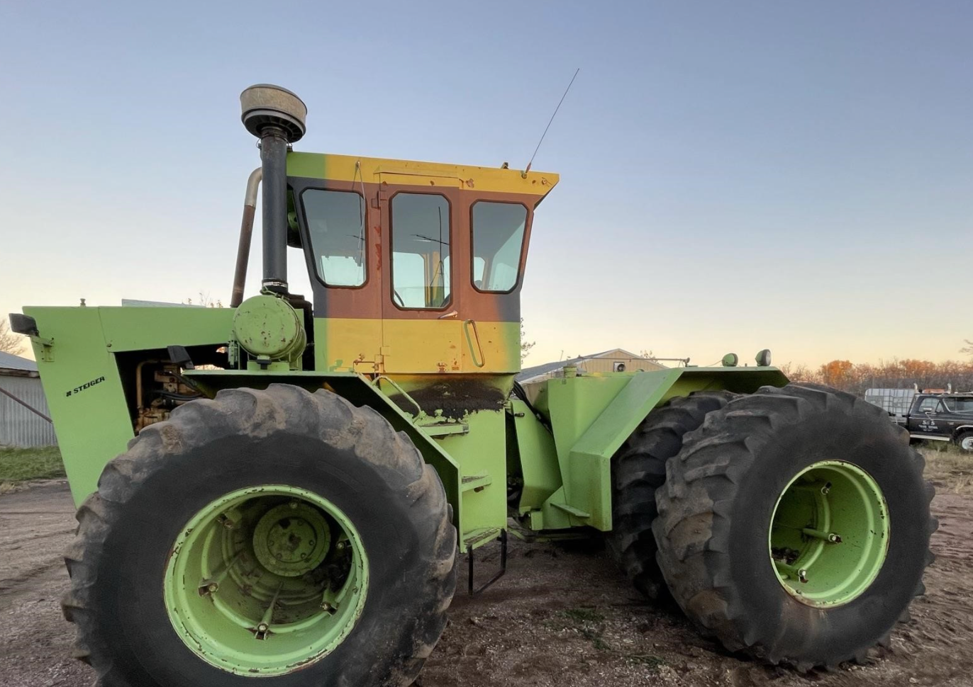 SOLD - Steiger Bearcat Tractors 175 to 299 HP | Tractor Zoom