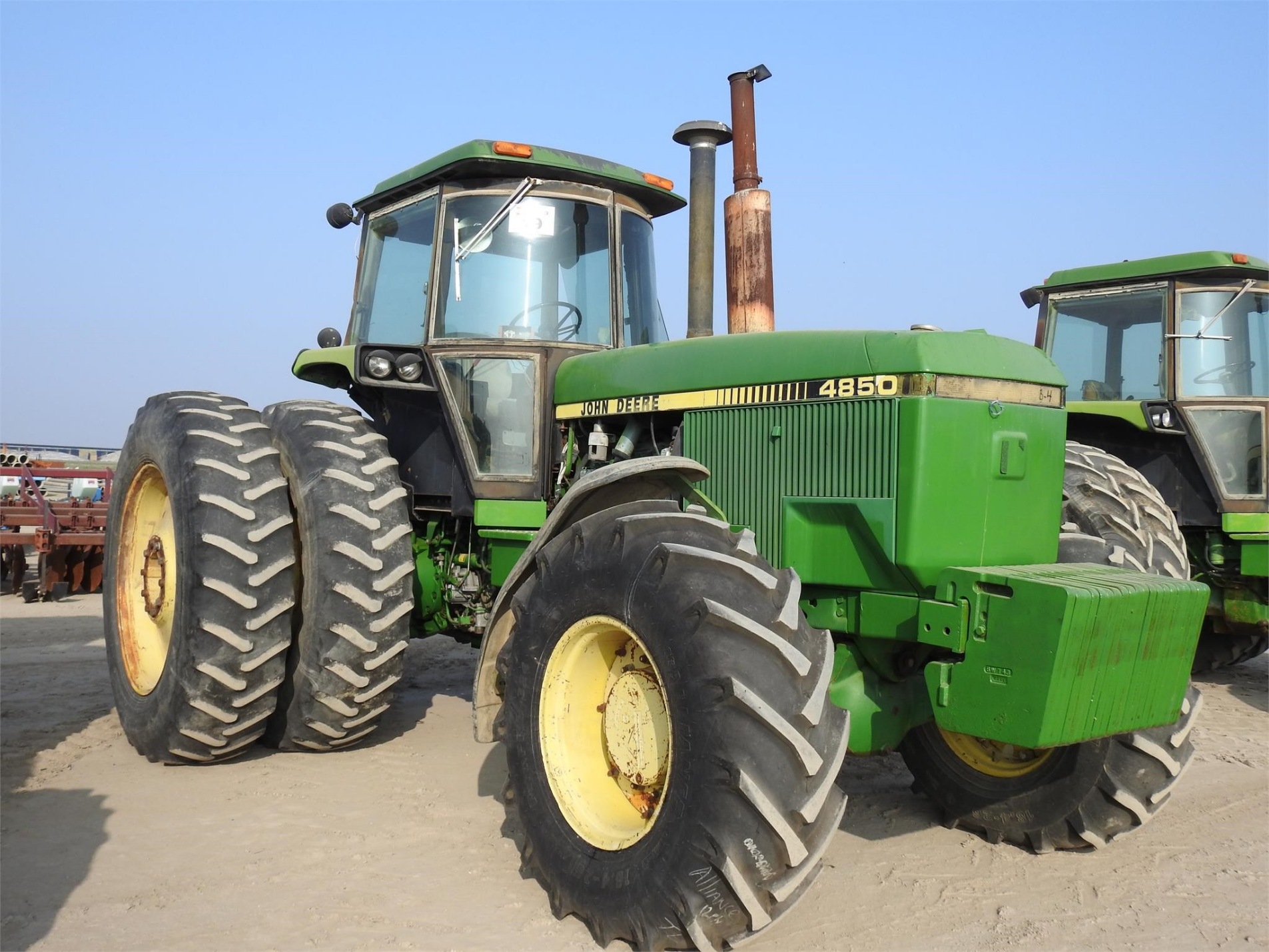 SOLD - John Deere 4850 Tractors 175 to 299 HP | Tractor Zoom