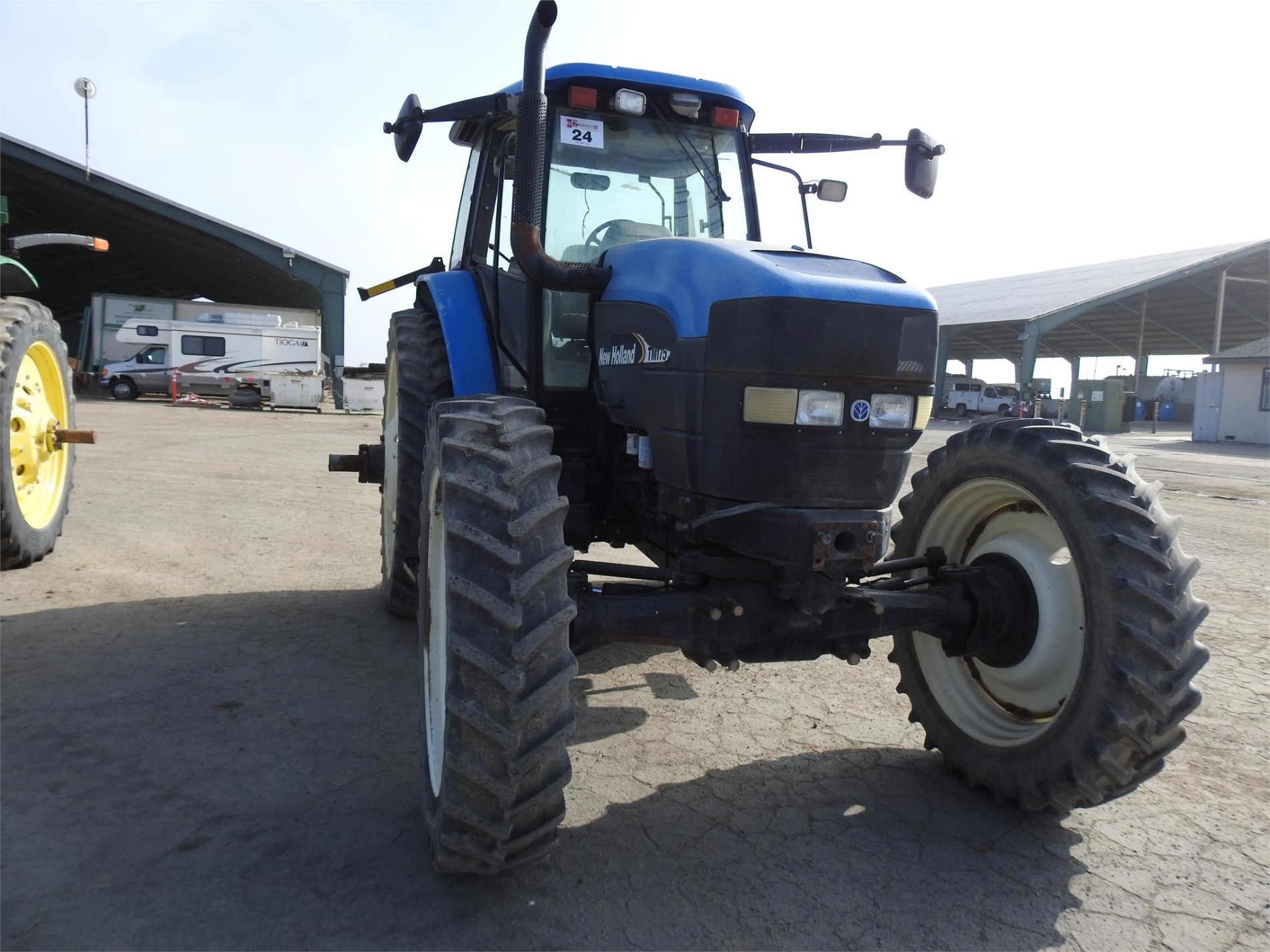 SOLD - New Holland TM175 Tractors 175 to 299 HP | Tractor Zoom
