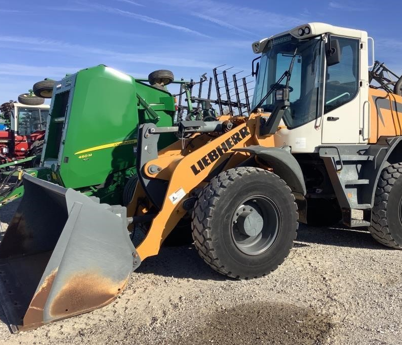 SOLD - 2015 Liebherr L528 Other Equipment Loaders | Tractor Zoom