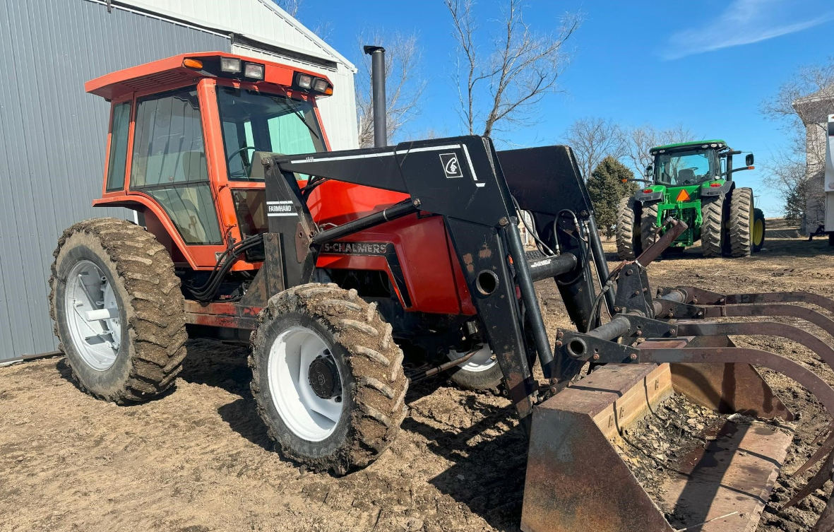 Allis Chalmers 8030 Tractors 100 to 174 HP for Sale | Tractor Zoom