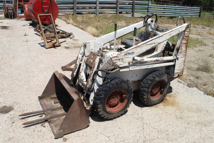 Bobcat M371 Construction Skid Steers for Sale | Tractor Zoom