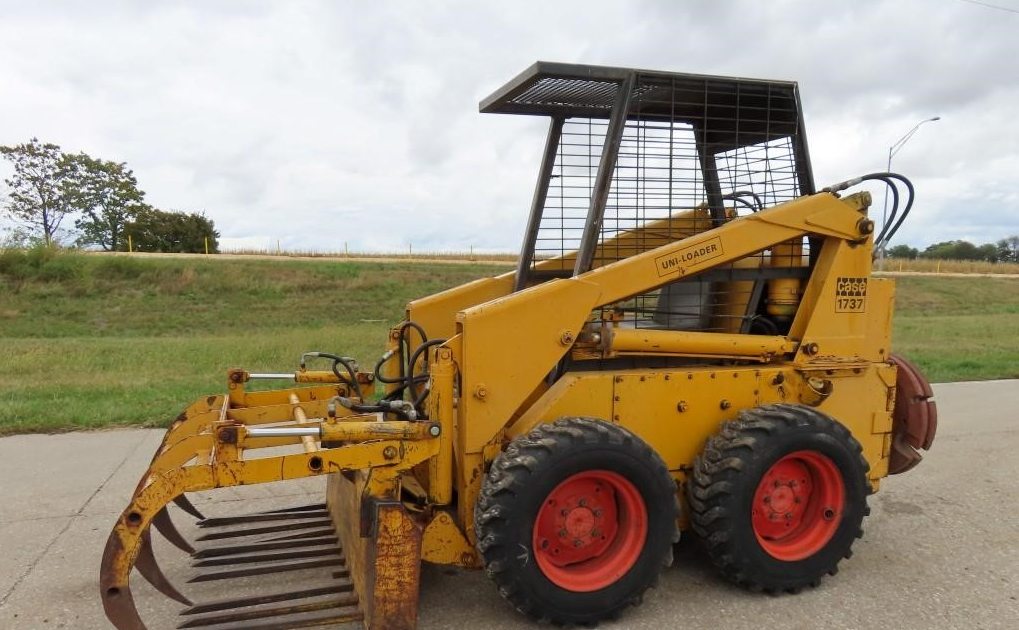Case 1737 Construction Skid Steers for Sale | Tractor Zoom