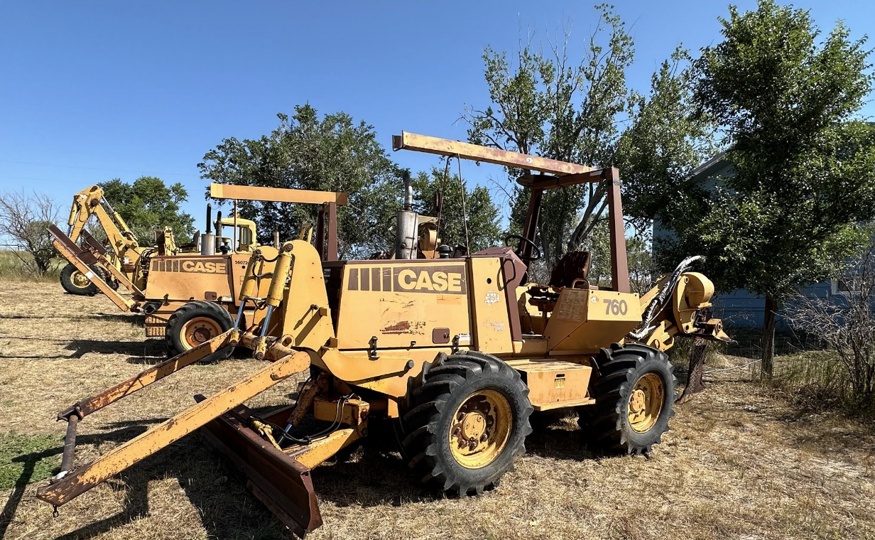 SOLD - Case 760 Construction Trencher | Tractor Zoom