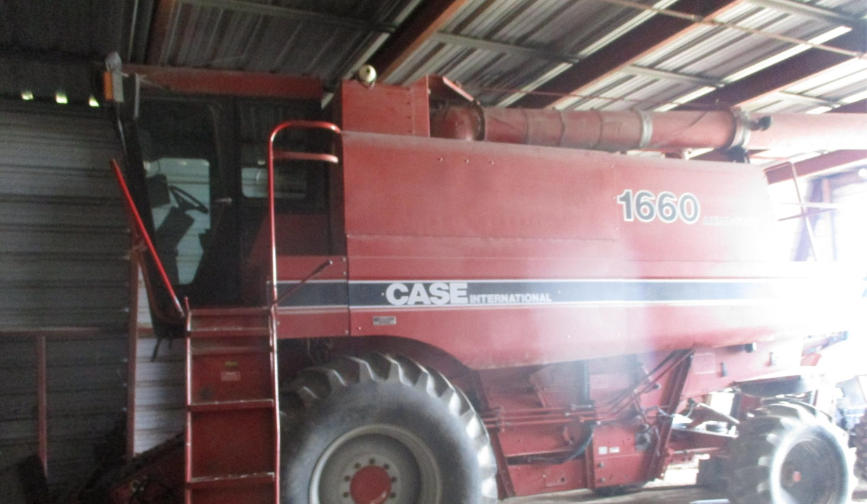 Case IH 1660 Combines Class 5 for Sale | Tractor Zoom