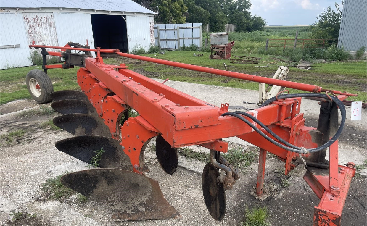 Case IH 5B Tillage Plows for Sale | Tractor Zoom
