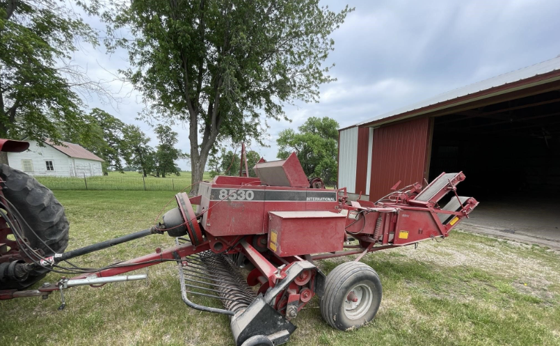 Case IH 8530 Hay and Forage Balers - Square for Sale | Tractor Zoom