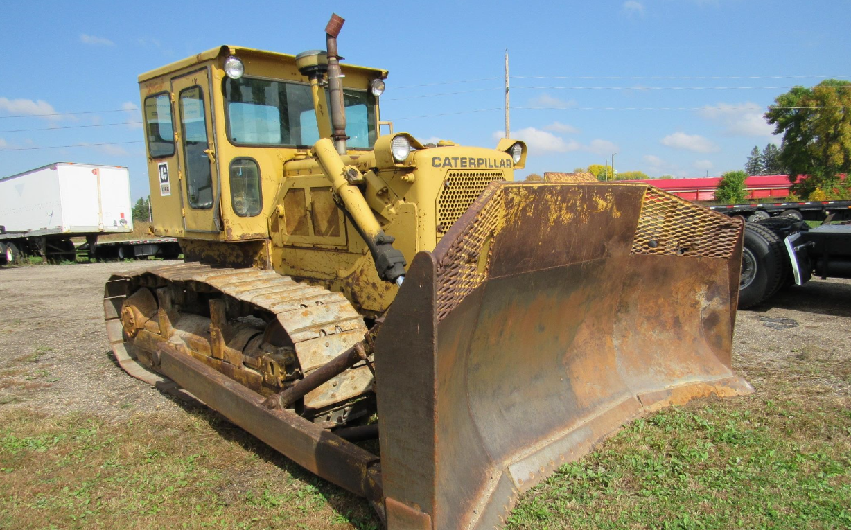 SOLD - Caterpillar D6C Construction Dozers | Tractor Zoom