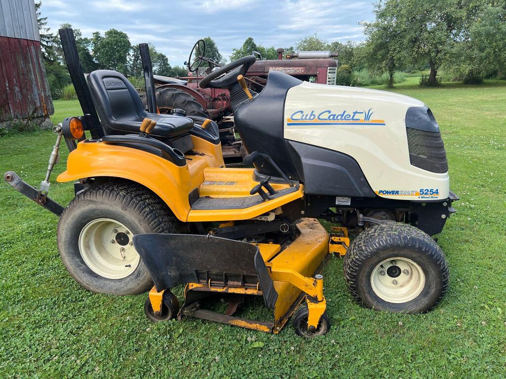 SOLD - Cub Cadet 5254 Tractors Less than 40 HP | Tractor Zoom