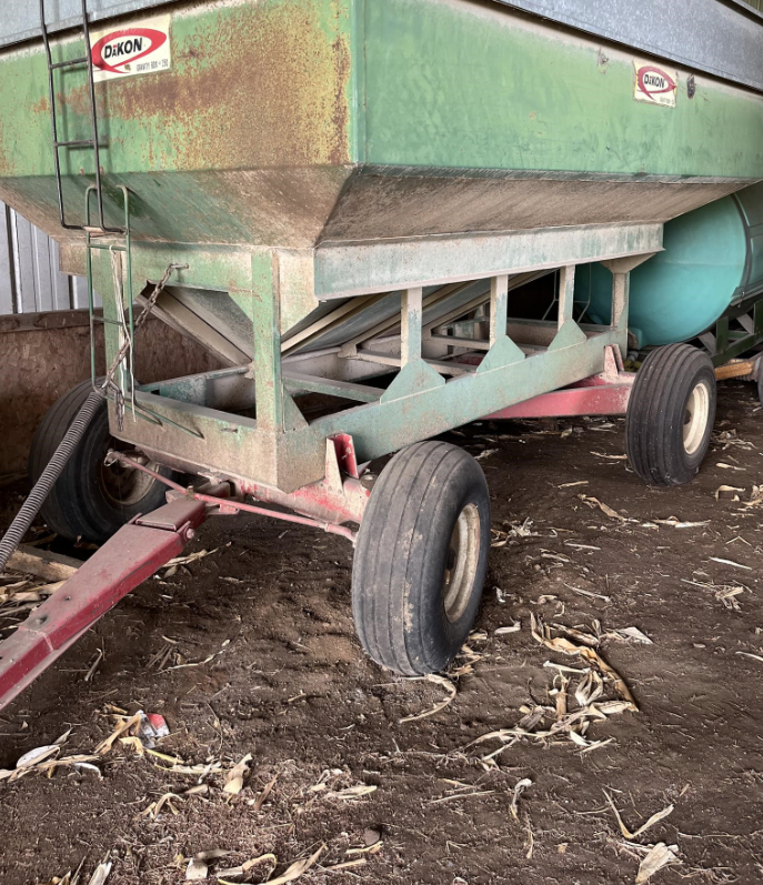 Dakon 280 Harvesting Gravity Wagons for Sale | Tractor Zoom