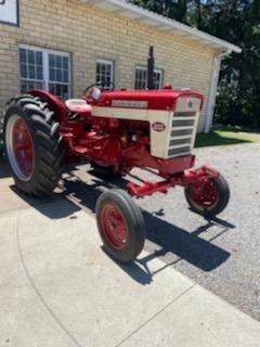 Farmall 340 Tractors 40 to 99 HP for Sale | Tractor Zoom