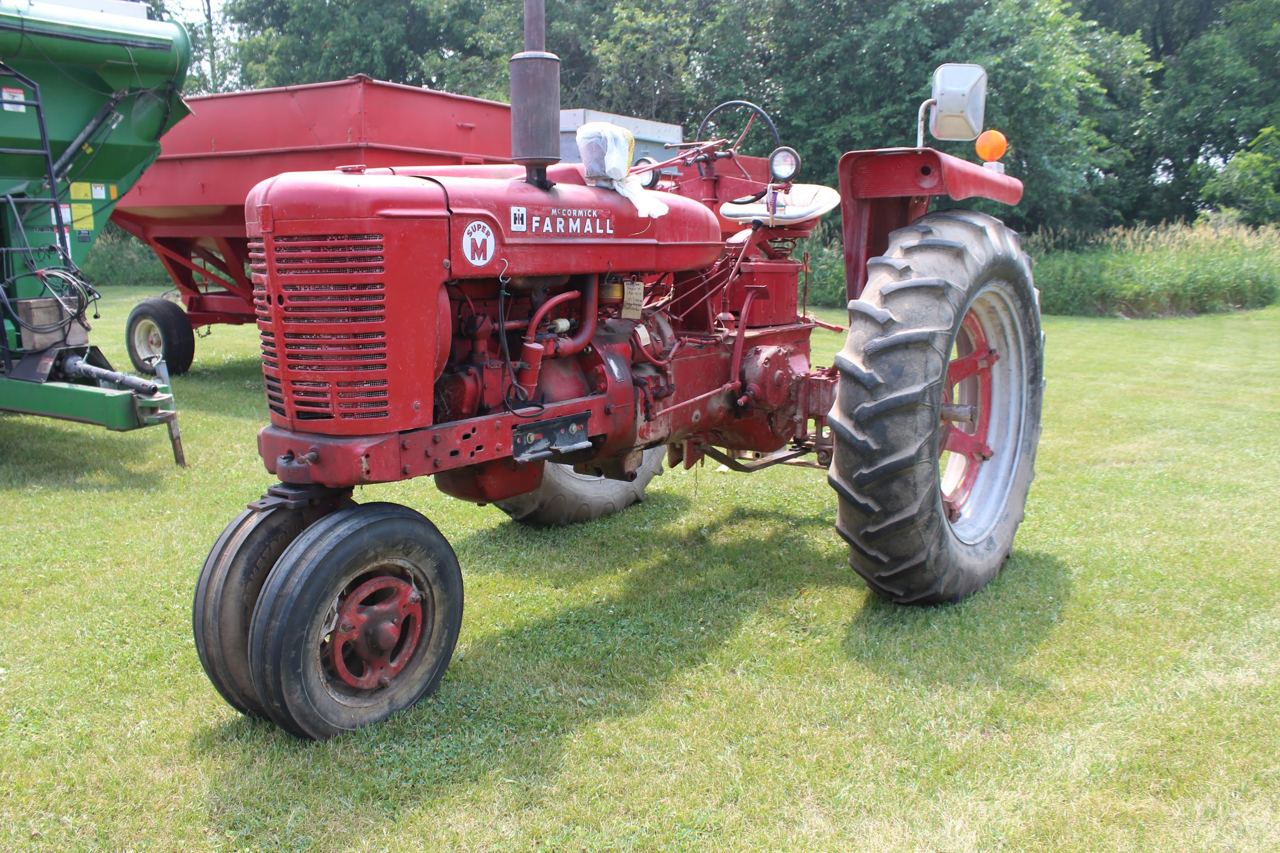 Farmall Super M Tractors 40 to 99 HP for Sale | Tractor Zoom