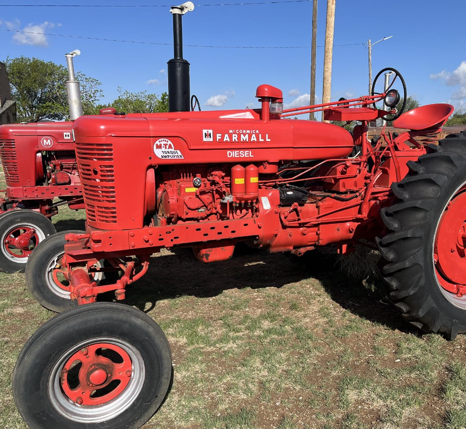 SOLD - Farmall Super MD-TA Tractors with 52 HP | Tractor Zoom