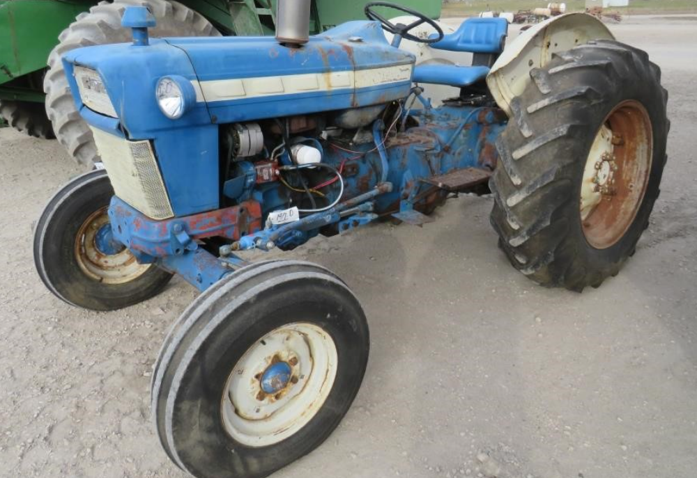 SOLD - Ford 4000 Tractors 40 to 99 HP | Tractor Zoom