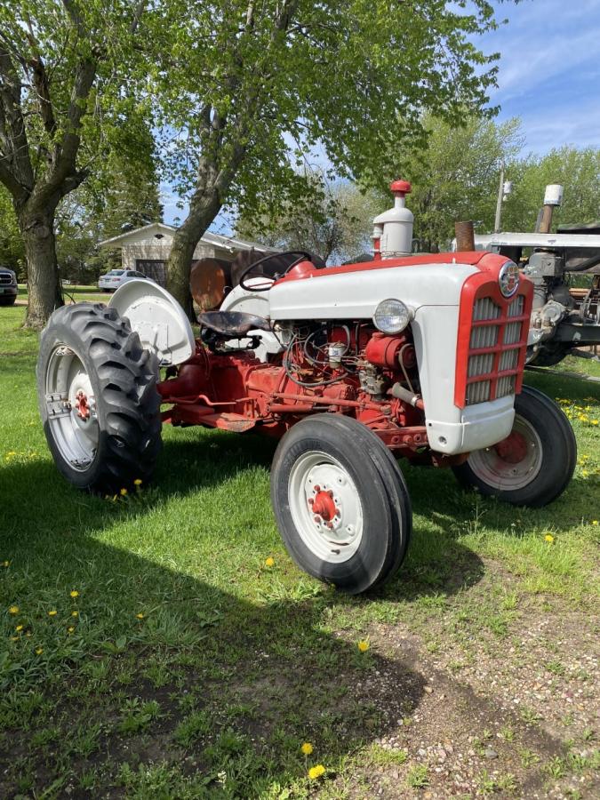 SOLD - Ford 801 Tractors with 63 HP | Tractor Zoom