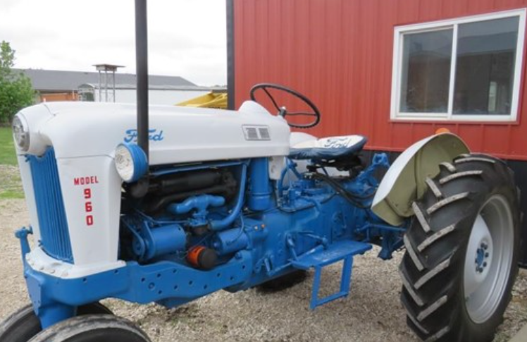 SOLD - Ford 960 Tractors 40 to 99 HP | Tractor Zoom