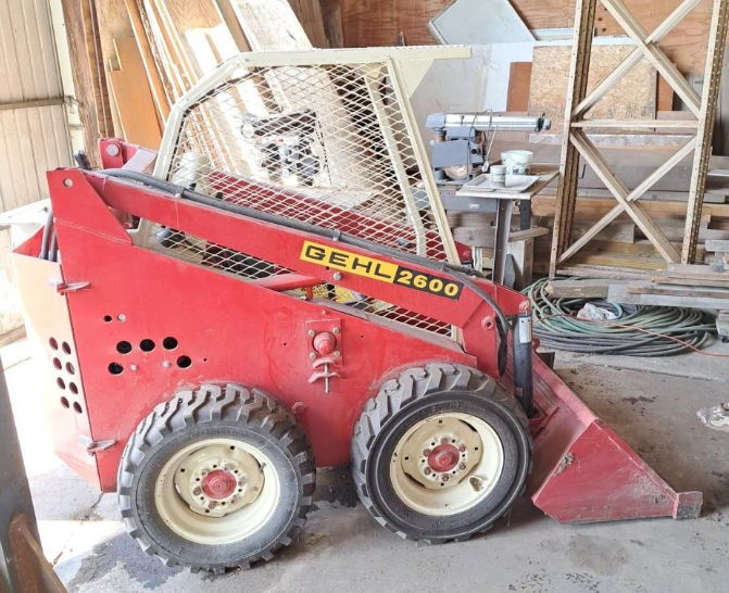 SOLD - Gehl 2600 Construction Skid Steers | Tractor Zoom