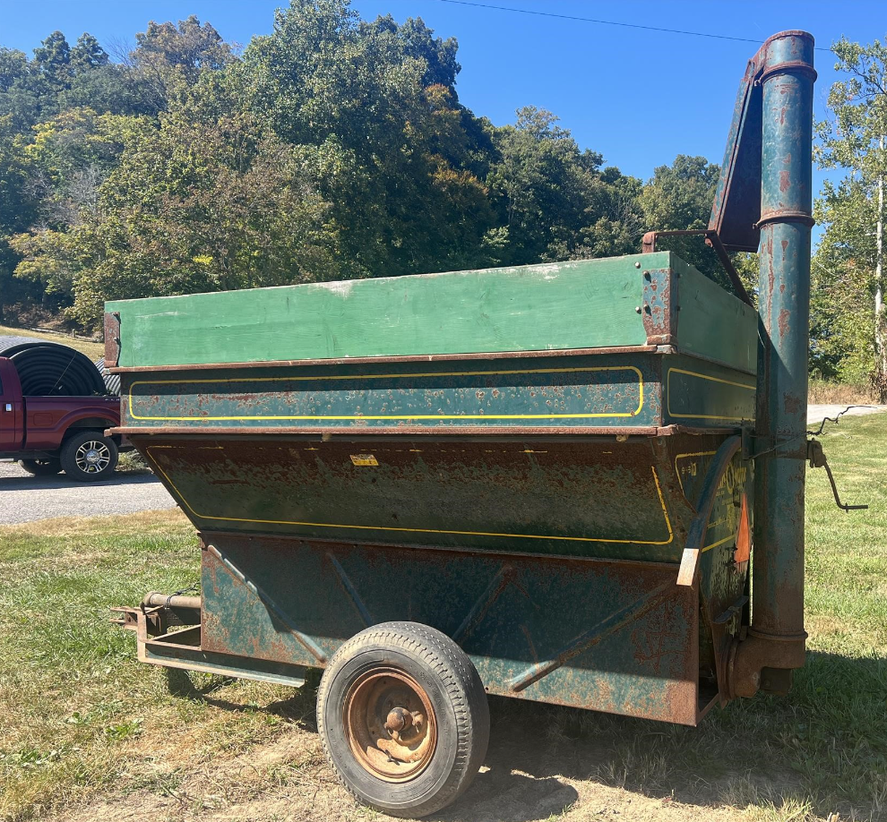 SOLD - Grain-O-Vator Series 10 Hay and Forage Grinders/Mixers | Tractor ...