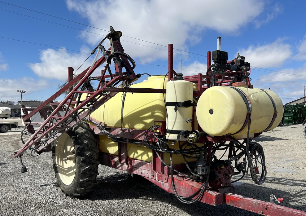 Hardi HC950 Chemical Applicators Sprayers - Pull Type for Sale ...