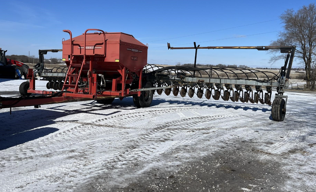 SOLD - Hiniker 4836 Planting with 40 ft | Tractor Zoom