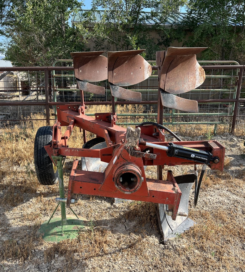 International 140 Tillage Plows for Sale | Tractor Zoom