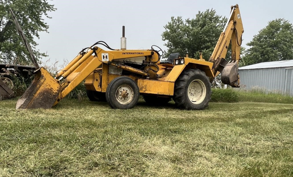 SOLD - International 3400A Construction Backhoe Loaders | Tractor Zoom