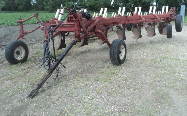 International 700 Tillage Plows for Sale | Tractor Zoom