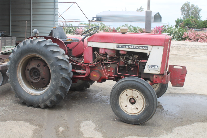International Harvester 504 Tractors 40 to 99 HP for Sale | Tractor Zoom