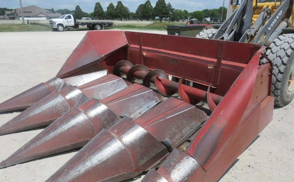 International Harvester 843 Harvesting Headers - Row Crop for Sale ...