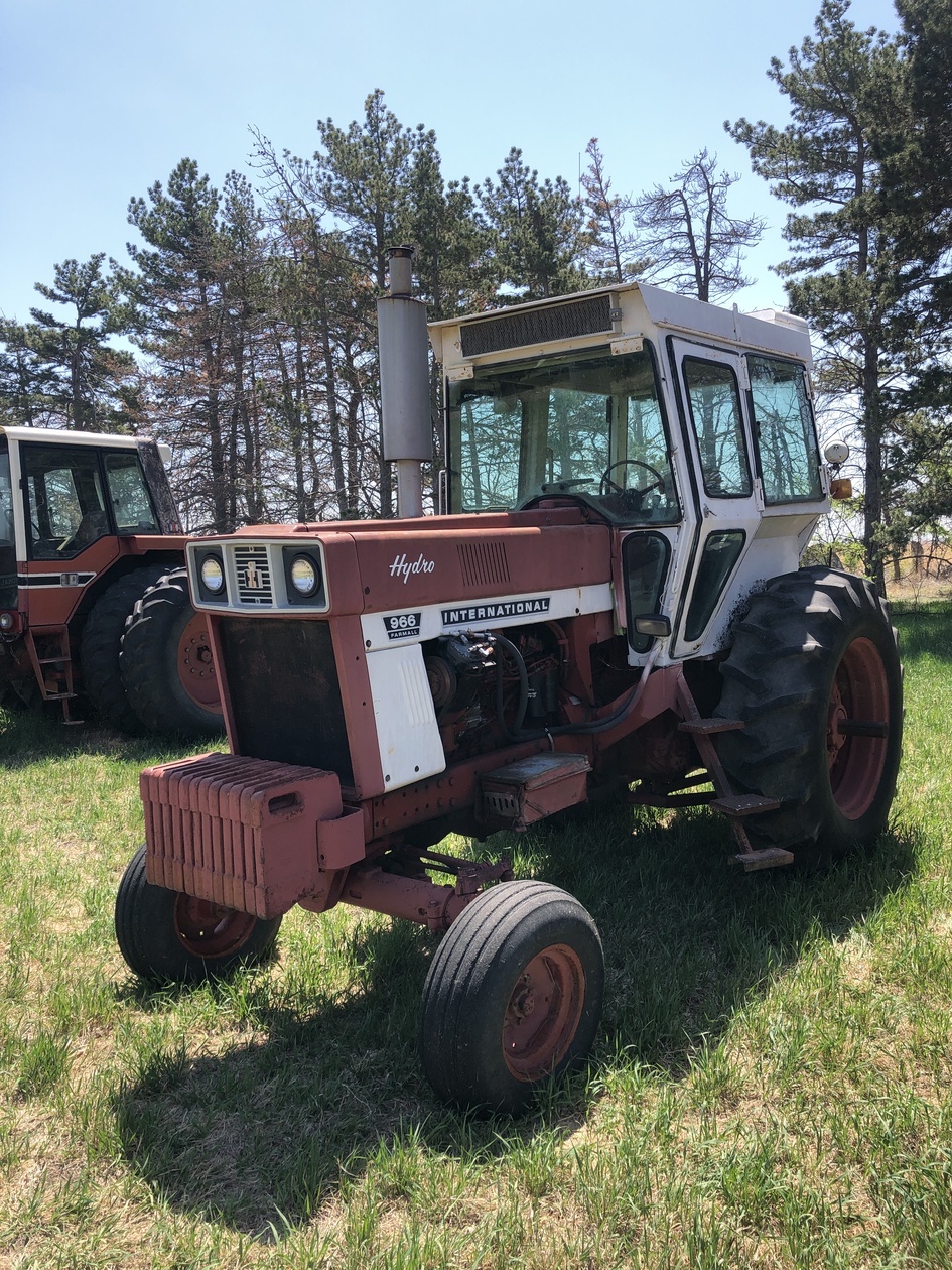 International Harvester 966 Tractors 40 to 99 HP for Sale | Tractor Zoom