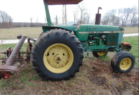 SOLD - John Deere 2640 Tractors with 77 HP | Tractor Zoom